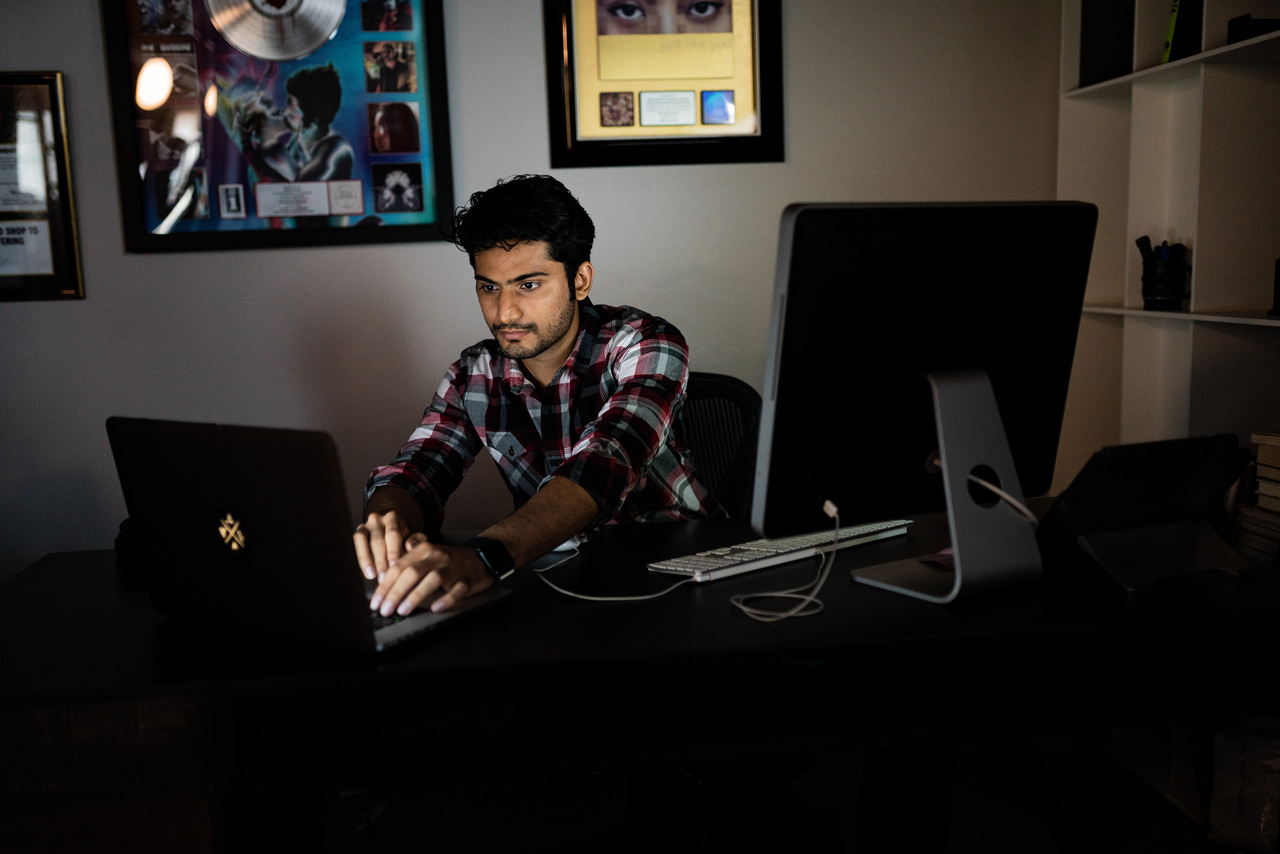 Managing the Retention of Archived Logs in VMware Aria Operations for ...