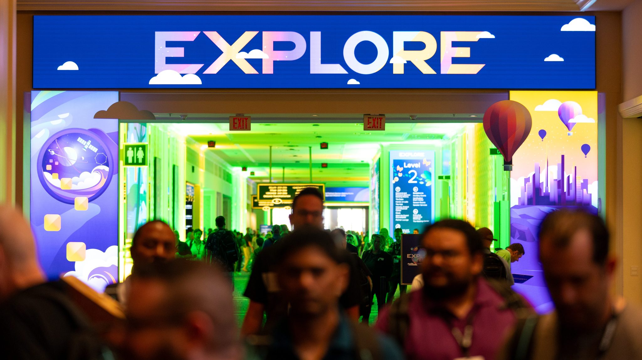 Watch the VMware Explore 2024 Las Vegas: Day 1 + Live Stream