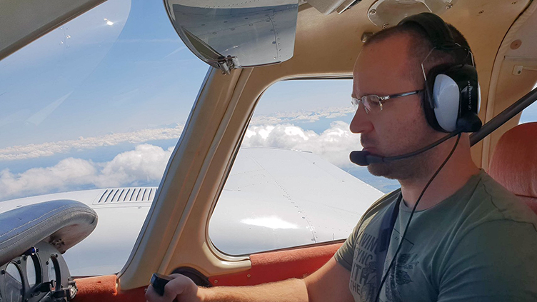 The Complete U: Momchil Tomov, Sr. Build Engineer - VMware Bulgaria